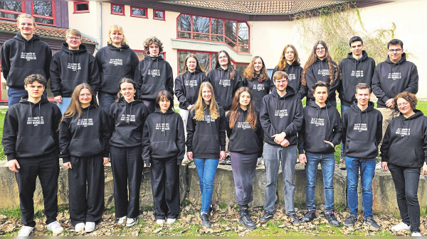 Erfolgreicher Abschluss: Die Abschlussklassen der Domschule Fulda - Lokales