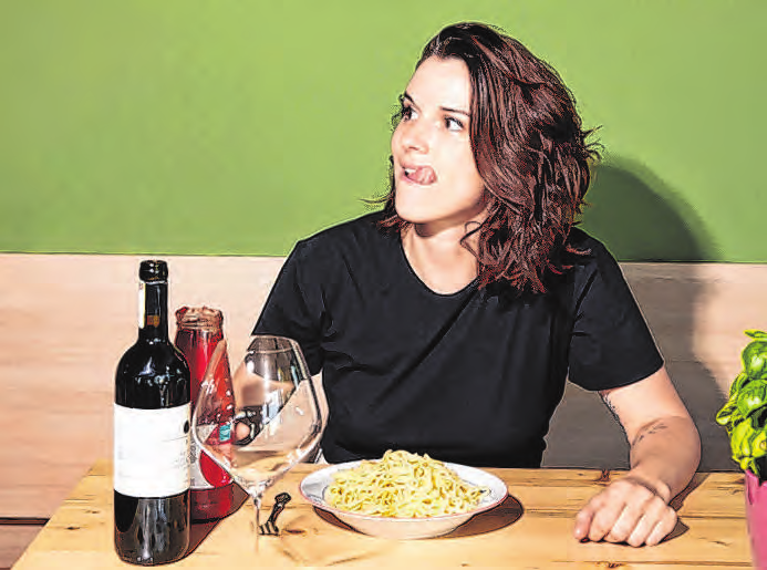 Helena Jordan eröffnete mit dem Café Capra ein Bistro mit Weinbar ...