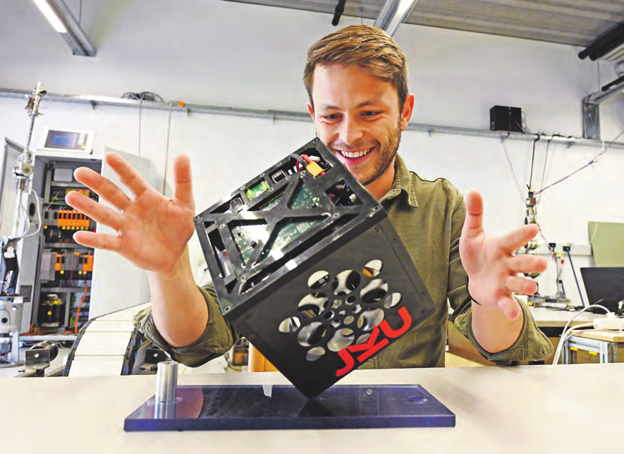 1990 wurde weltweit erstes Diplomstudium Mechatronik an der Johannes ...