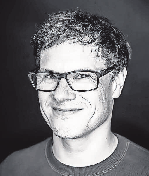 Der Musiker Jörg Walter und der Illustrator Thilo Krapp präsentieren die Graphic Novel nach dem ...