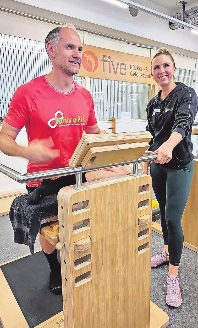 Fitnessexperte Marc Schiller und Trainerin Dana zeigen das System FIVE ...