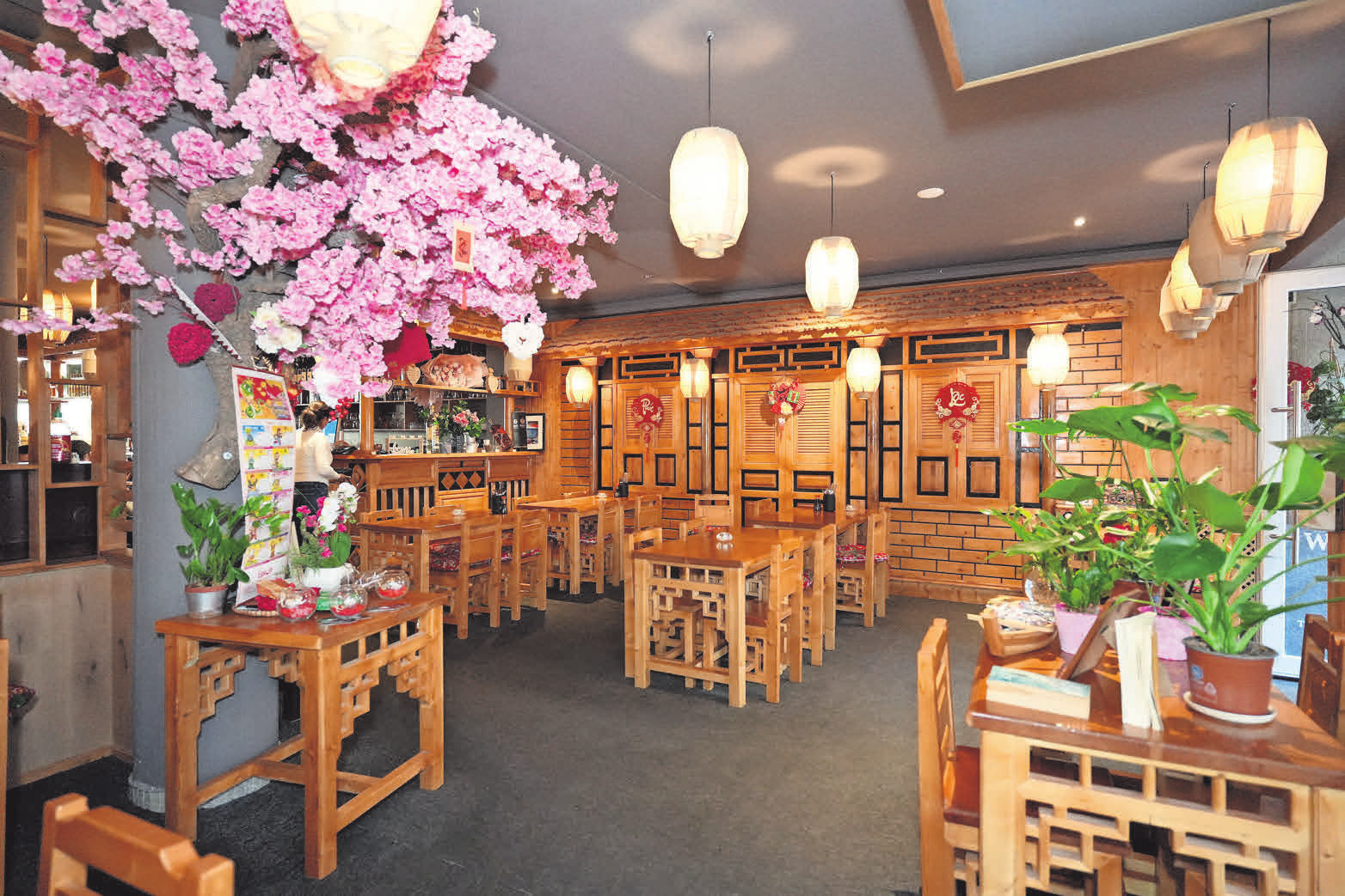 Das Oji Long begeistert mit Sushi-Kunst und raffinierter Thai-Küche ...