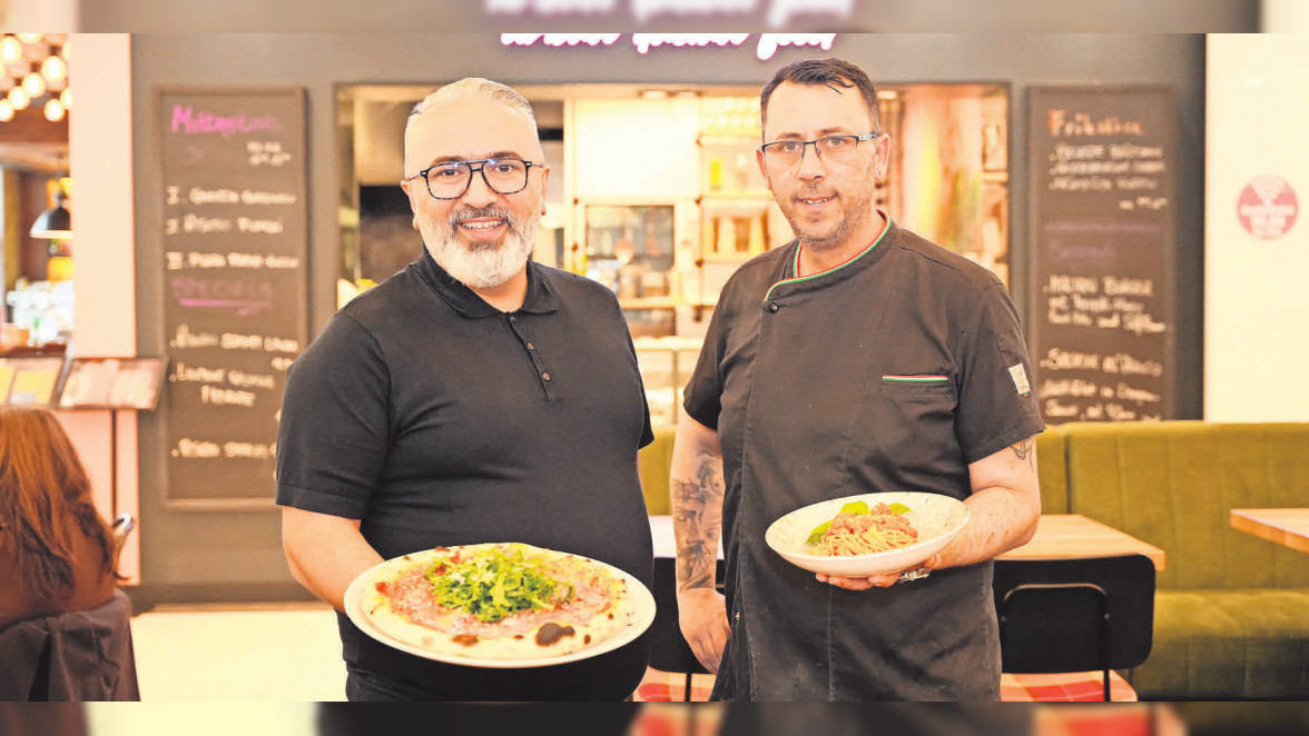 Das Vanino serviert traditionelle neapolitanische Pizza und Pasta. Das ...